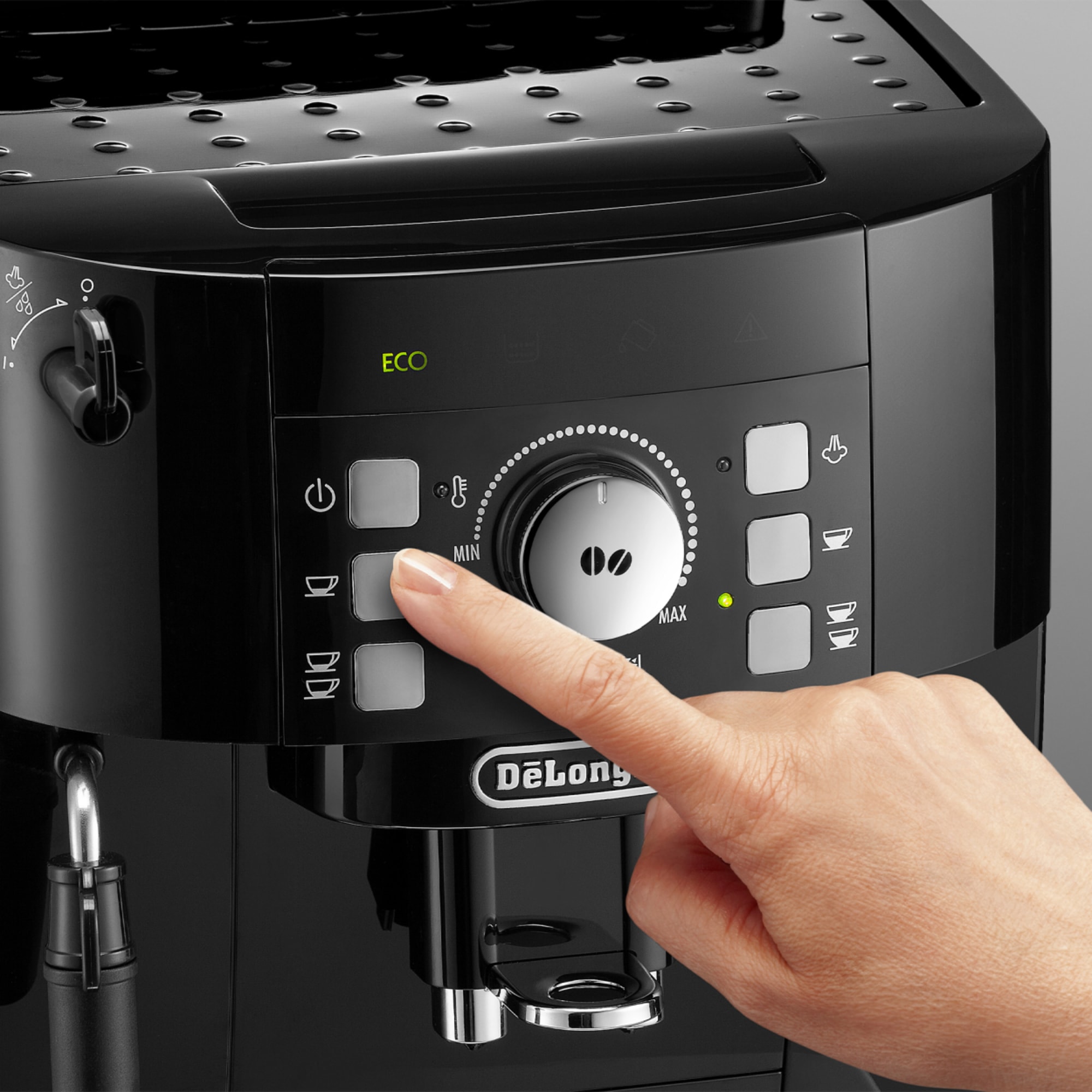 DeLonghi Magnifica Fully Automatic Coffee Machine Black | Kitchen ...